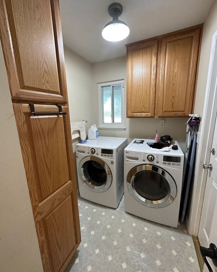 This Laundry Room Makeover Adds Clever Storage Solutions | Apartment ...
