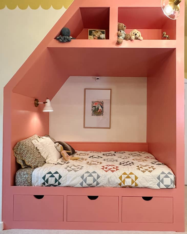 A “Bland” 1990s Kid’s Bedroom Gets a Storage-Packed Makeover ...