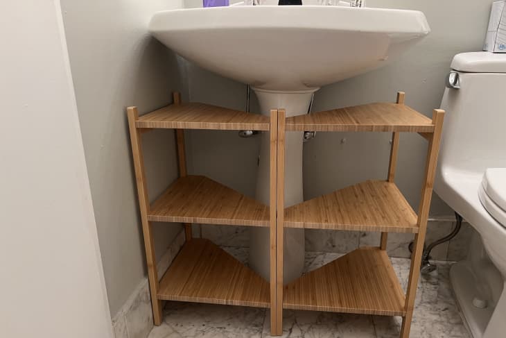 IKEA’s RÅGRUND Shelf Solves Pedestal Sink Storage Issues | Apartment ...