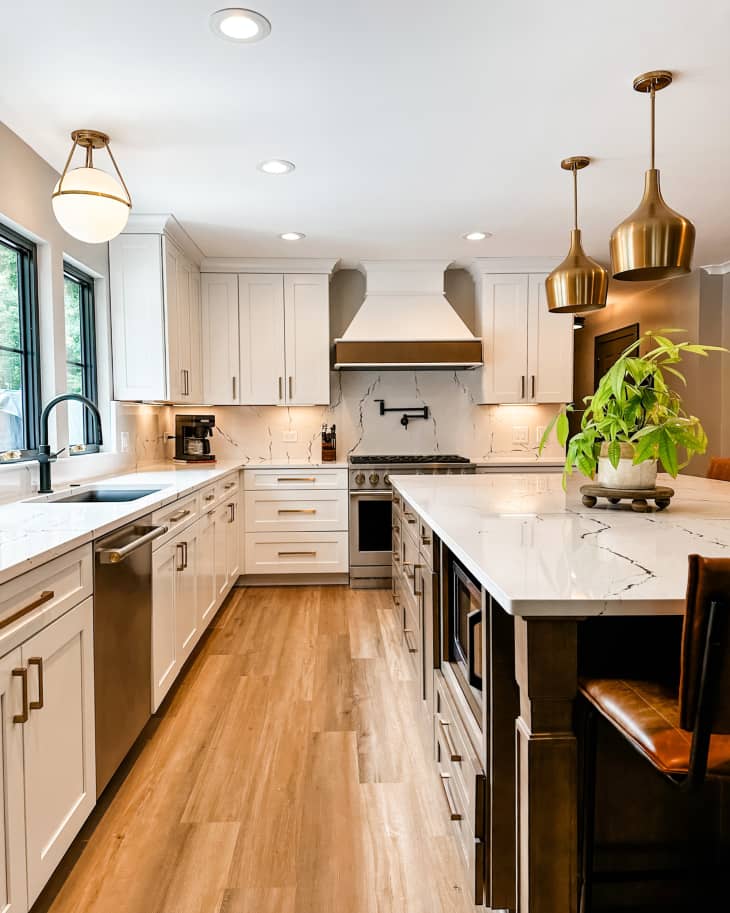 A Dated 1990s Kitchen’s Makeover Features a “Wall of Cabinets” | The Kitchn