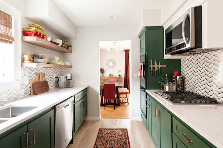 A Beige Kitchen Gets a Green Cabinet Makeover | Apartment Therapy