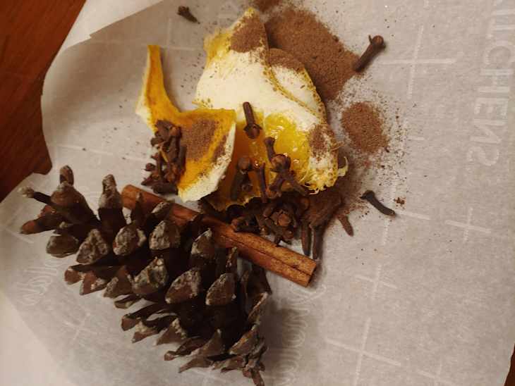 How I Make My Own Scented Fireplace Logs | Apartment Therapy