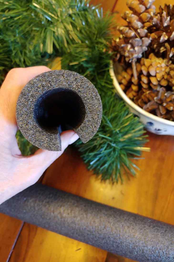 3 DIY Tips for Using Pool Noodles to Hold Holiday Greenery | Apartment ...