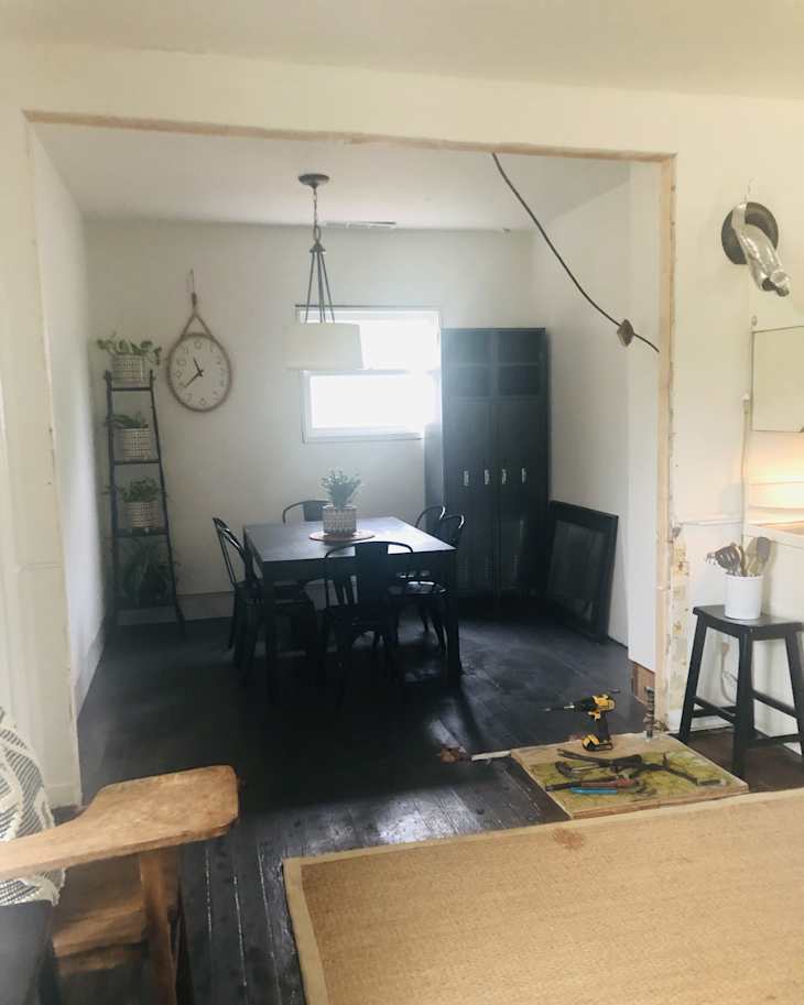 See This “Dark and Dingy” Dining Room’s Airy Transformation | Apartment ...