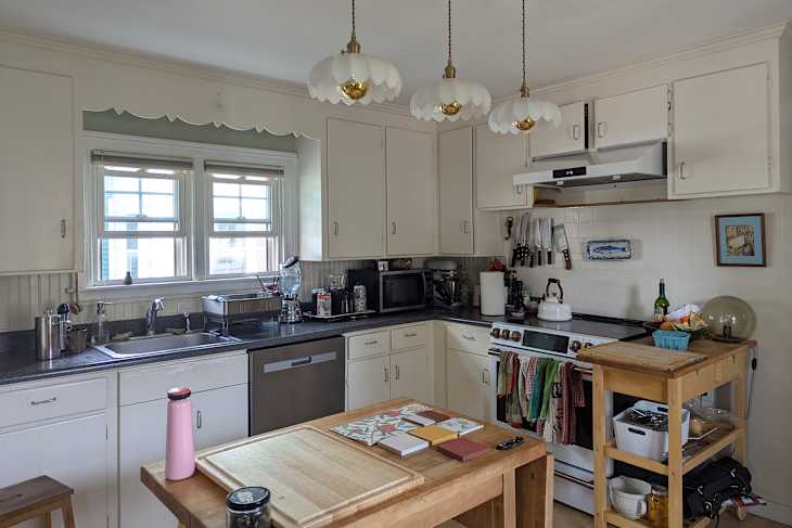 Before & After: A 1990s Kitchen Gets a Colorful Cabinet Makeover ...