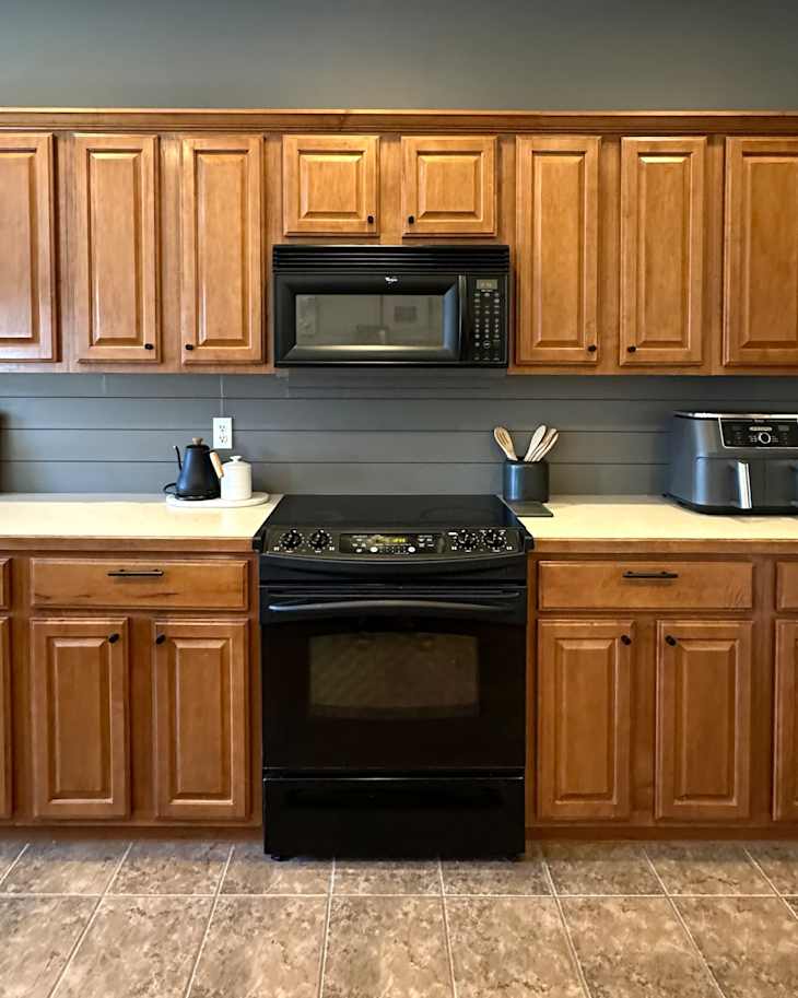 A $7K Redo Rescues This 20-Year-Old Kitchen’s Brown Wood Cabinets | The ...