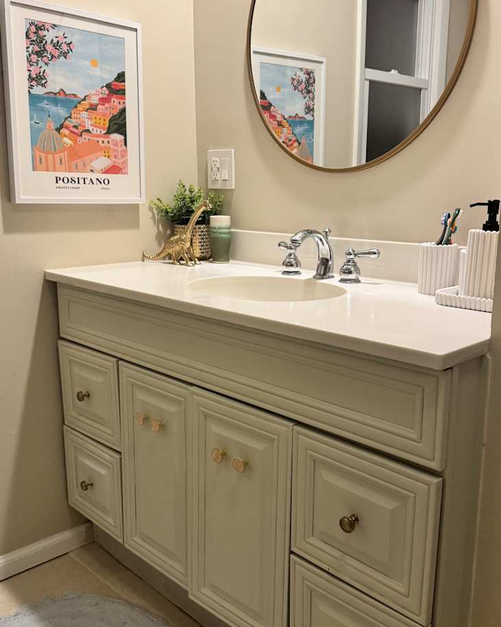 I Gave My Overly Ornate Bathroom a Family-Friendly Makeover | Apartment ...