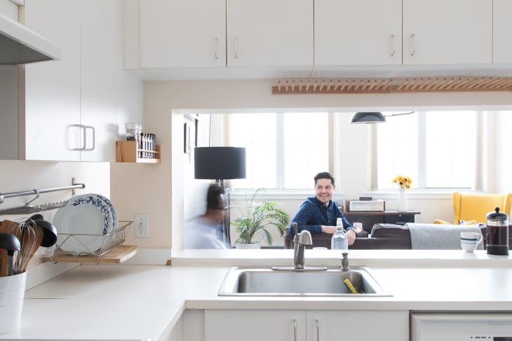 13 Tips for Keeping the Kitchen Clean While You're Cooking | Apartment ...