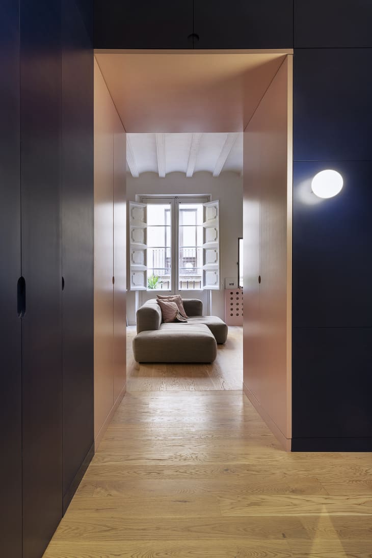 35 Smart Entryway and Hallway Decorating Ideas | Apartment Therapy