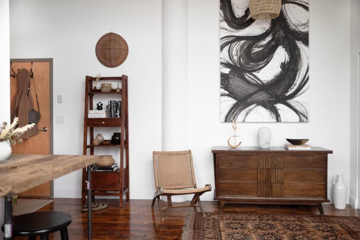 A Beautiful 600-Square-Foot Studio Was Furnished on a Small Budget ...