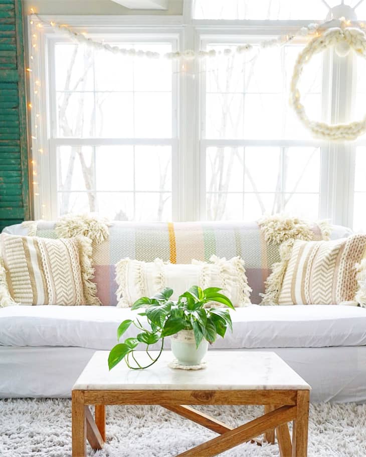 The Best Decorating Ideas to Steal from Cold Weather Cities | Apartment ...