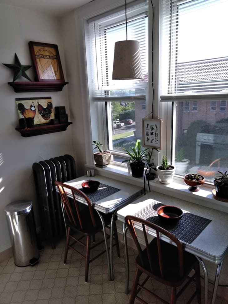 425 Square Foot Farmhouse Industrial Studio Apartment | Apartment Therapy