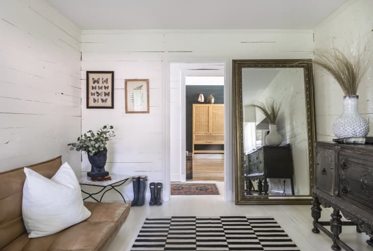 25 Smart Hallway Decorating Ideas - How to Decorate a Hallway ...