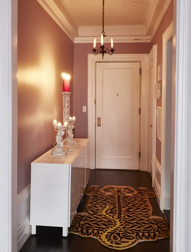 Lavender and Feminine NYC Apartment Photos | Apartment Therapy