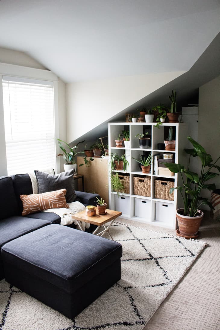 480-Square-Foot Studio Garage Apartment Photos | Apartment Therapy