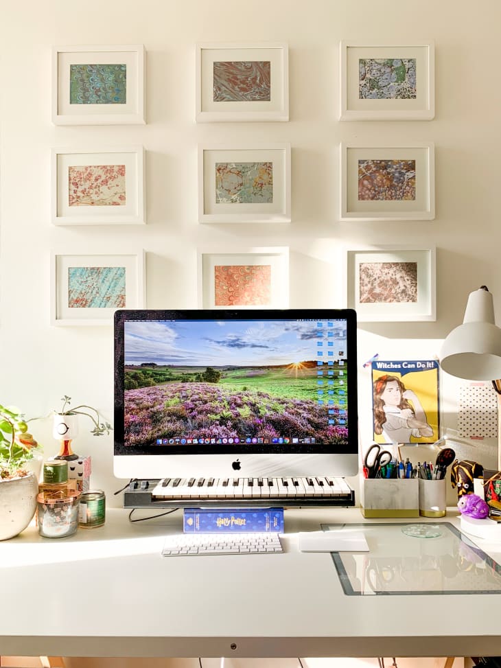 10 Postcard Display Ideas - How to Display Postcards | Apartment Therapy