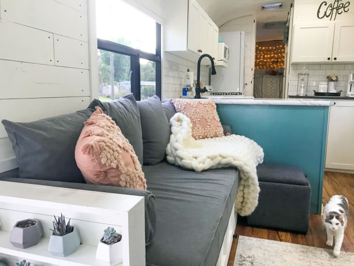264 Square Foot Converted Bus Tour Photos | Apartment Therapy