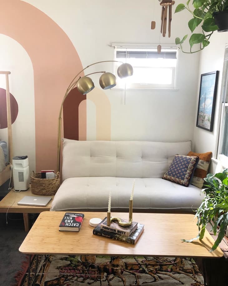 400 Square Foot Studio With DIY Wall Paint Ideas | Apartment Therapy