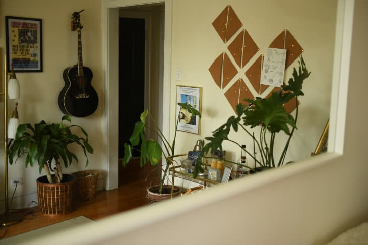 Cozy 500-Square-Foot Chicago Apartment | Apartment Therapy