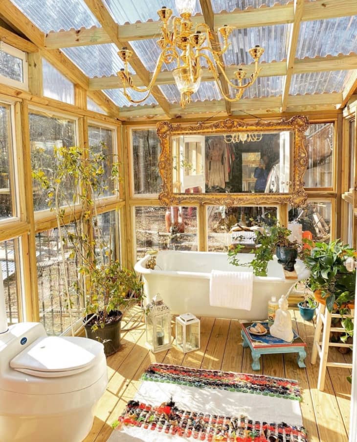 304-Square-Foot DIY Tiny House Dreamy Off-Grid Paradise | Apartment Therapy