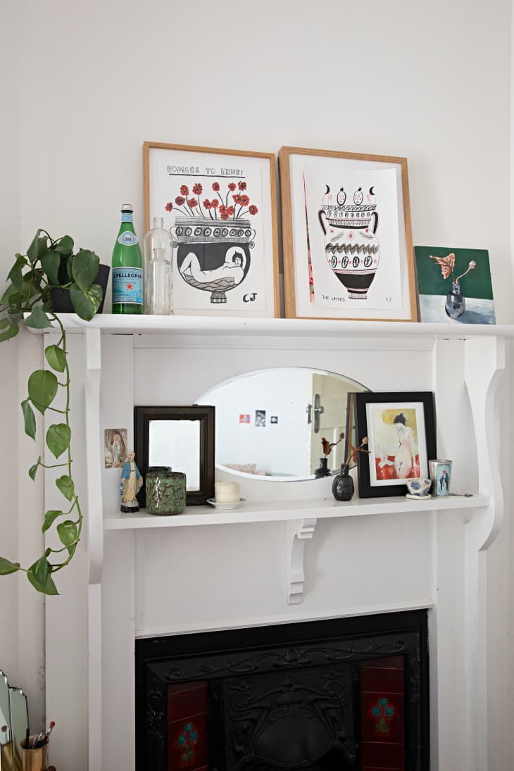 35 Mantel Decor Ideas That'll Make the Most of Your Mantel Year-Round ...