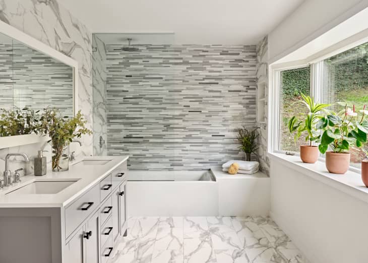 7 Creative Window Sill Ideas - Fun Ways to Dress Up Your Window Sill ...