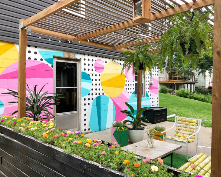 7 Small Outdoor Spaces That Prove Yours Has Potential | Apartment Therapy