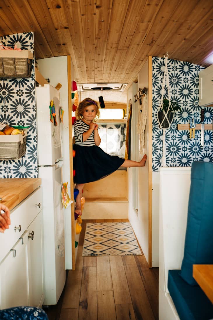 Genius Ideas from Smart Families in Functional Small Spaces | Apartment ...