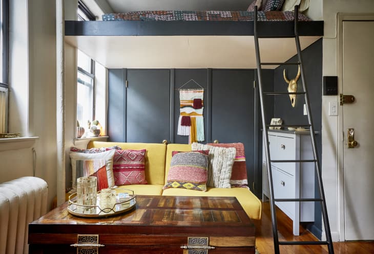 248-Square-Foot Studio Apartment Small/Cool Winner | Apartment Therapy