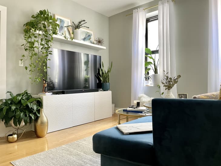 575-Square-Foot Brooklyn Rental Shows How Colors Can Soothe | Apartment ...