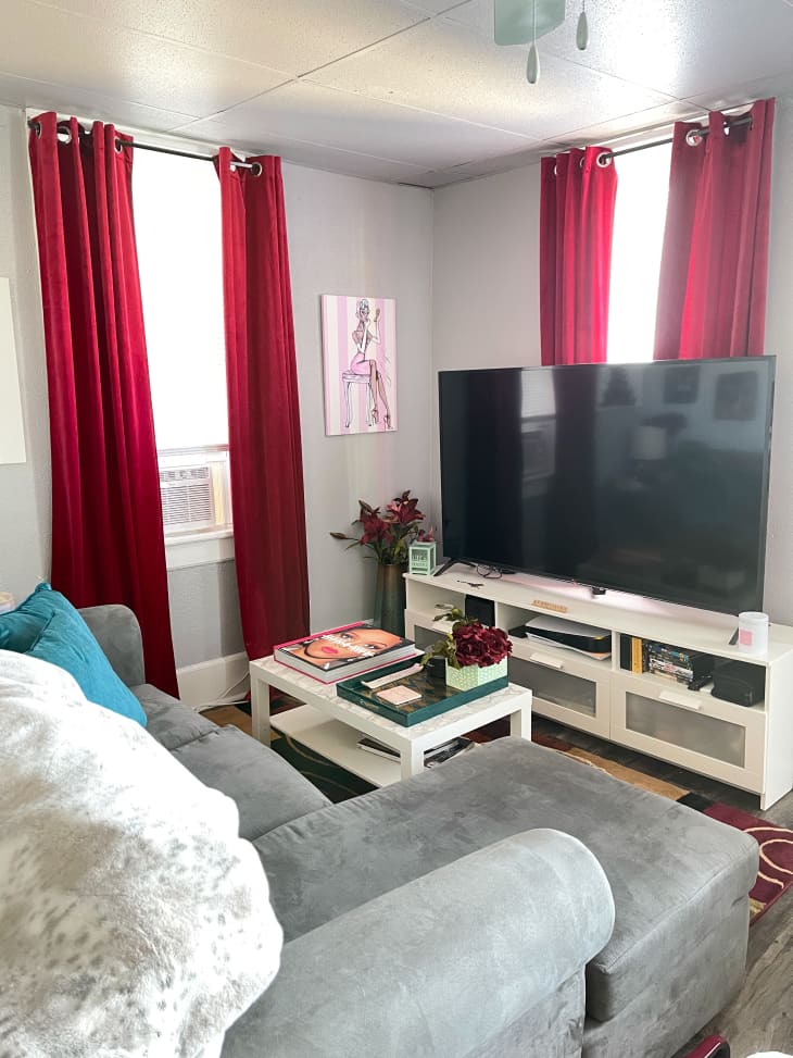 Rental Apartment With Bold Red Curtains | Apartment Therapy