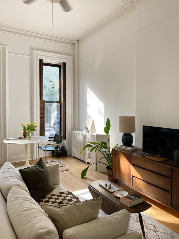 Quintessential Brooklyn Brownstone Rental Photos | Apartment Therapy