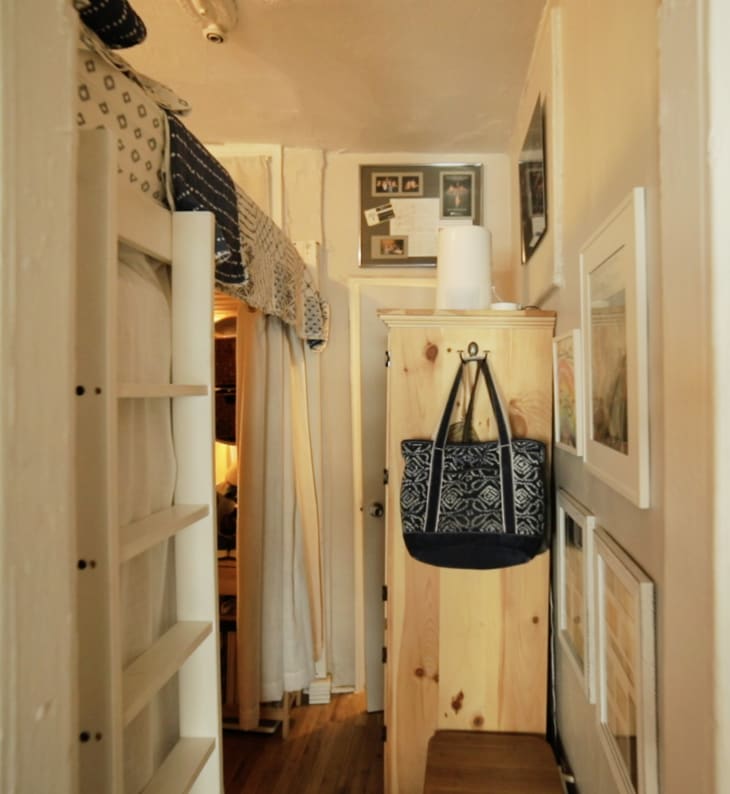219-Square-Foot NYC Studio Apartment Tour Video and Photos | Apartment ...