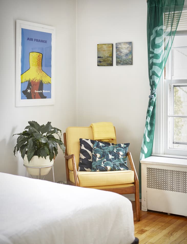 Caley Adams Colonial House Tour Photos | Apartment Therapy