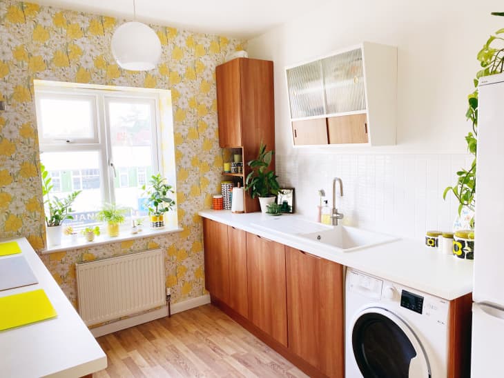 3 Simple Kitchen Lessons to Steal from This Cheery Retro London Flat ...