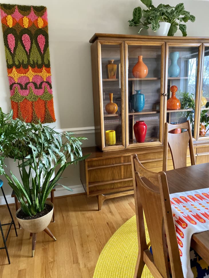 1973 Colorful Rental Single-Family House Photos | Apartment Therapy