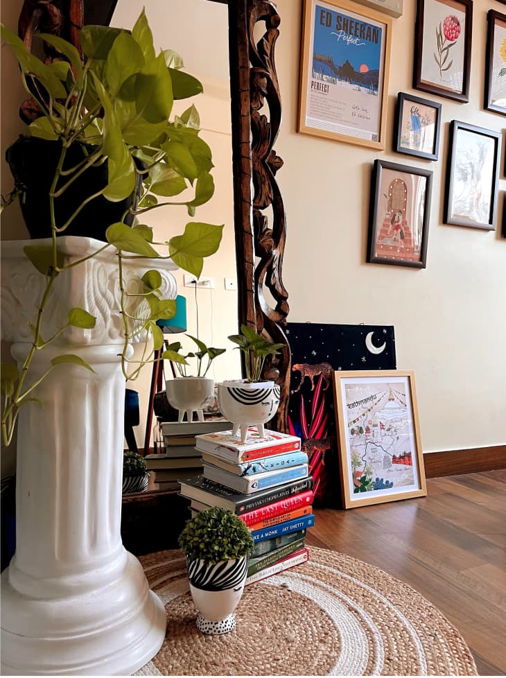 495-Square-Foot Contemporary Indian Studio Apartment Photos | Apartment ...