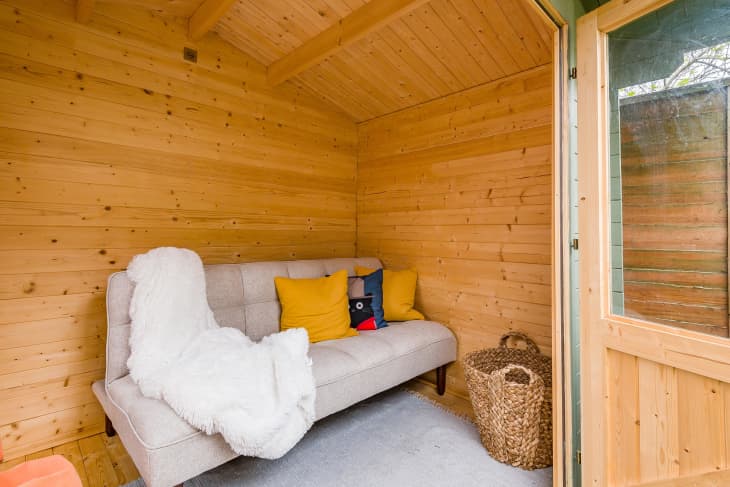 Small London Flat With Little Backyard Garden Shed | Apartment Therapy