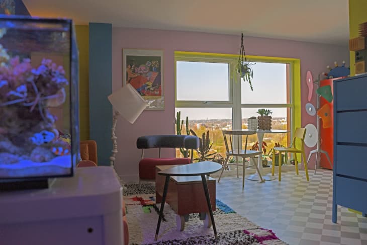 A Neon Manchester Flat Inspired by Nickelodeon and Memphis Design ...