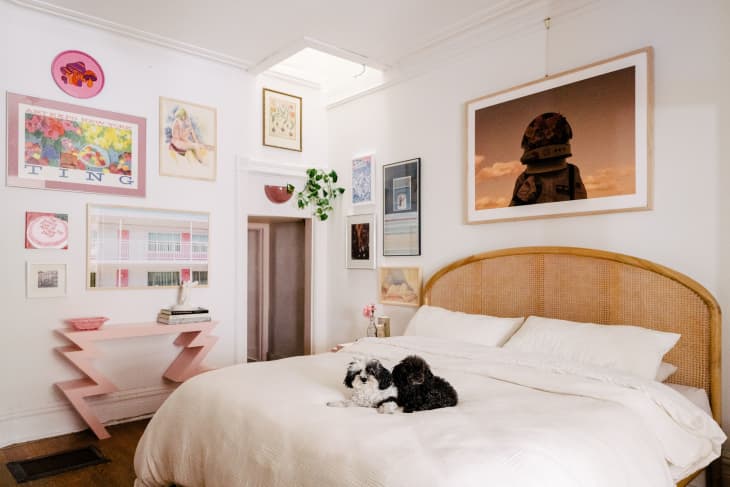 The Best Unexpected Spots in Your Home for Hanging Artwork | Apartment ...