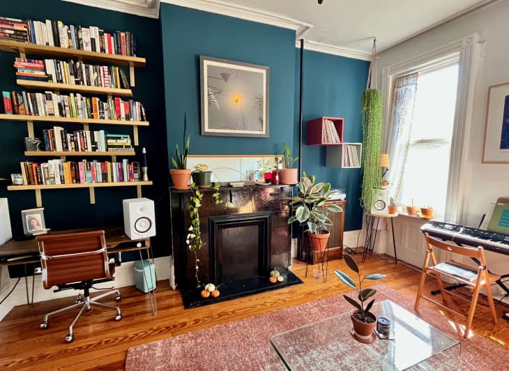 12 Home Library Ideas To Properly Show Off Your Collection | Apartment ...