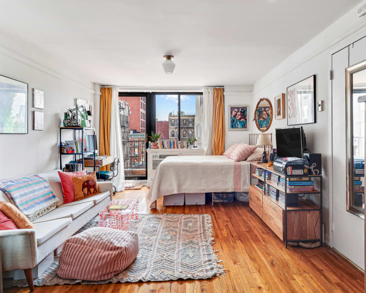 290-Square-Foot NYC Studio Apartment Tour Photos | Apartment Therapy