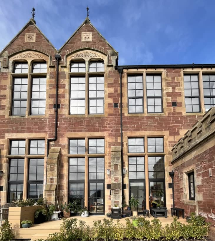 Apartment in a Converted School House in Scotland | Apartment Therapy