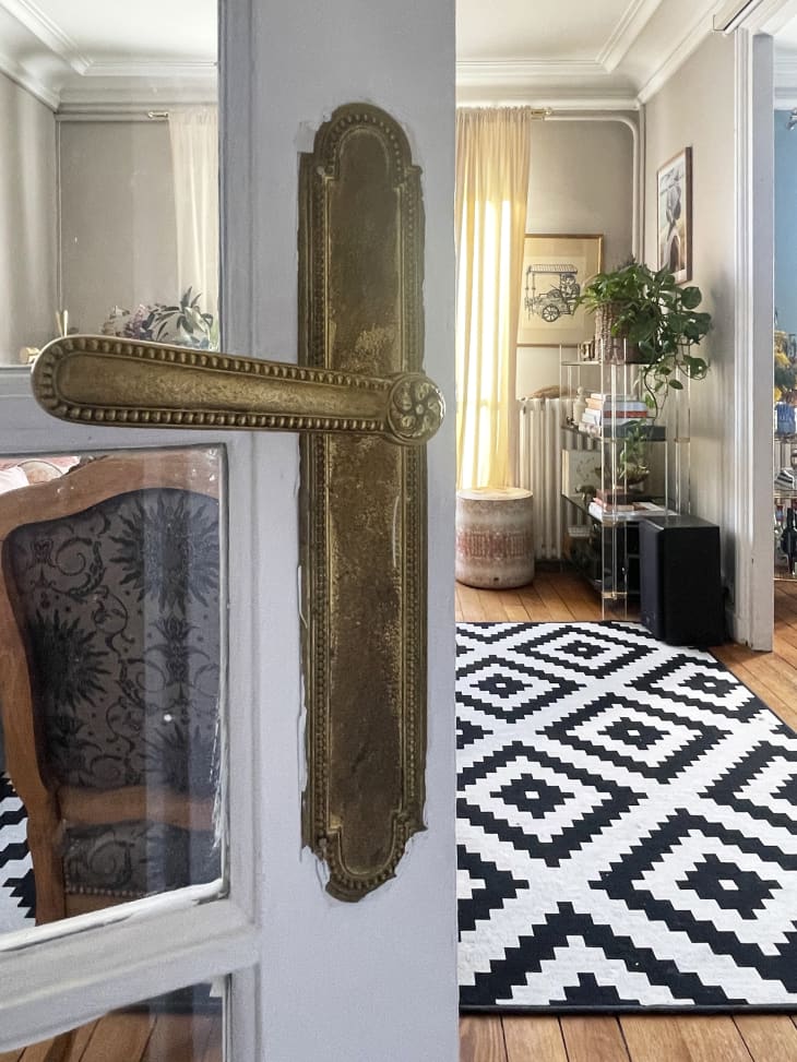 Madame de la Maison Founder Ajiri Aki's Paris Apartment Tour ...