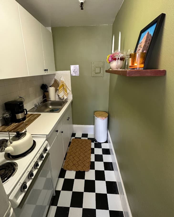 See How a Studio Kitchen Gets a Bright Makeover for $250 | Apartment ...