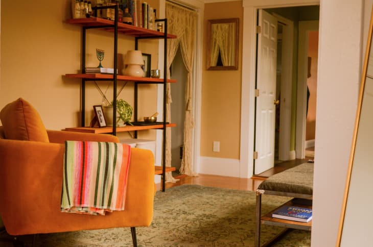 Tour a Cozy, Eclectic Apartment That’s in an Actual Commune | Apartment ...
