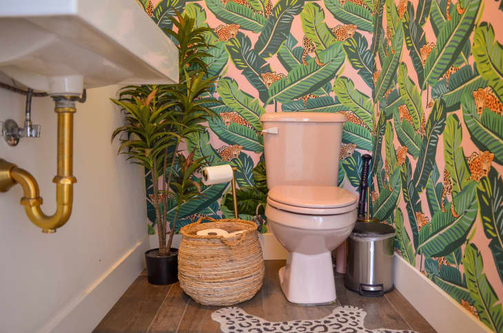 See Inside the Radish Commune in Oakland, Home to 23 People | Apartment ...