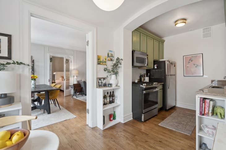 Tour This Charming Home in a Historic Chicago Condo Building ...