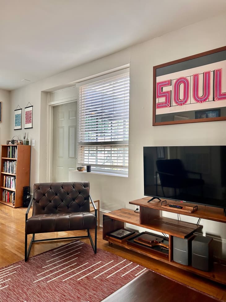 Small Atlanta Rental Apartment - Home Tour and Photos | Apartment Therapy