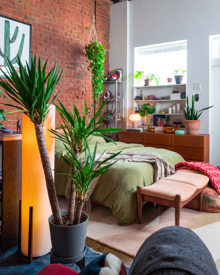 800-Square-Foot Dallas Rental Loft - Home Tour and Photos | Apartment ...